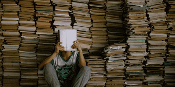 How to Read More Books: 15 Simple (Creative) Hacks | Hooked To Books