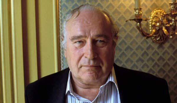 The Complete List of Robert Ludlum Books in Order